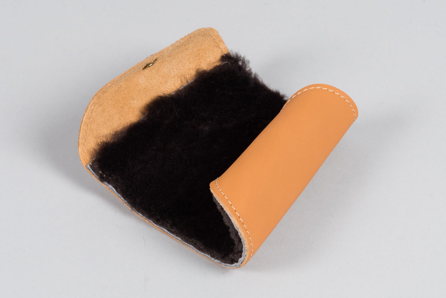 Saphir Buffing Glove – Skoaktiebolaget